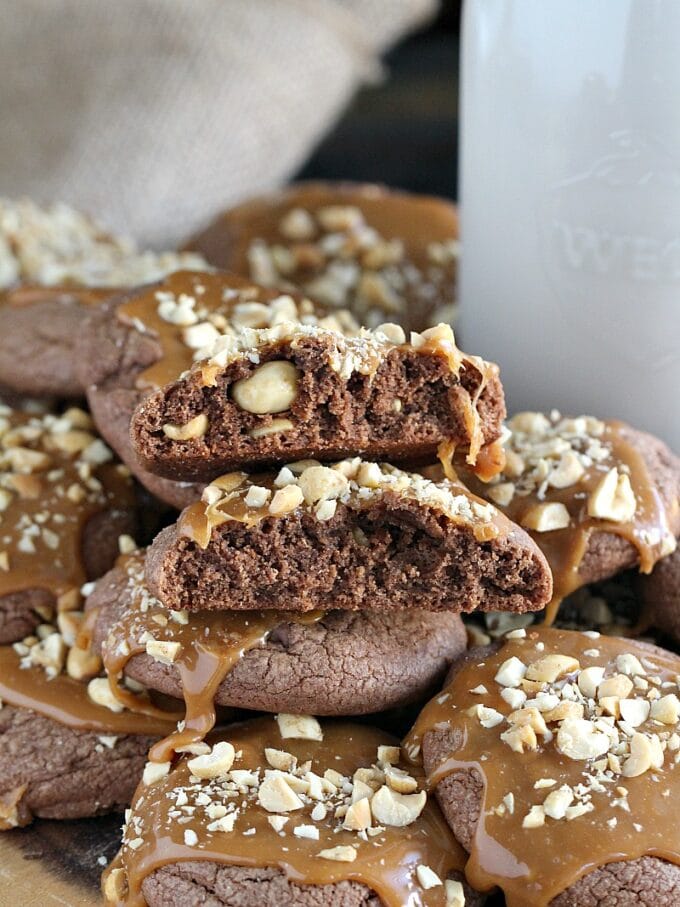 Snickers Cookies with Caramel Sauce - Sweet and Savory Meals