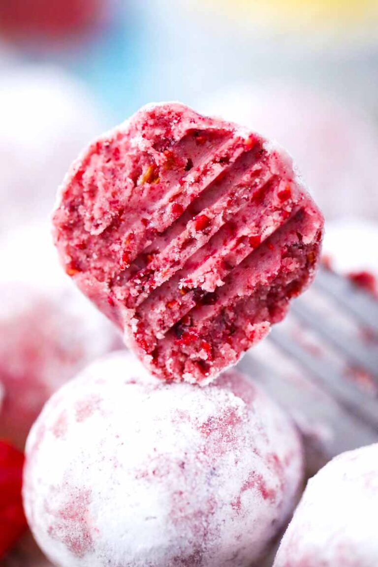 White Chocolate Raspberry Truffles Recipe - Sweet and Savory Meals