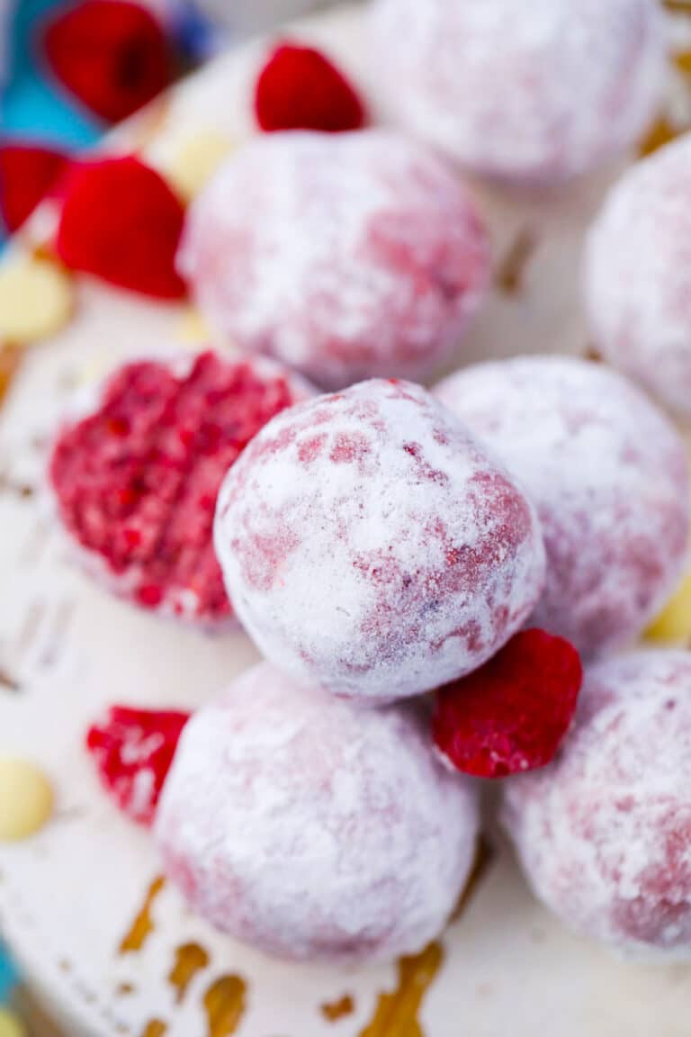 White Chocolate Raspberry Truffles Recipe - Sweet and Savory Meals