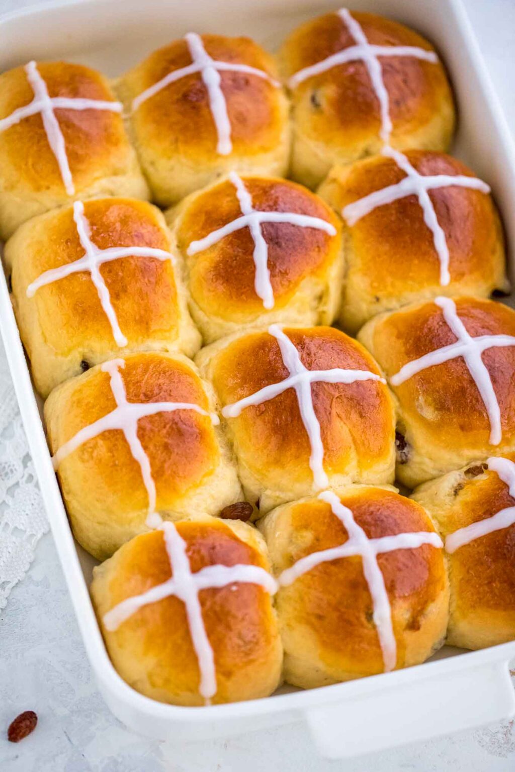 Easy Hot Cross Buns Recipe [Video] - Sweet and Savory Meals