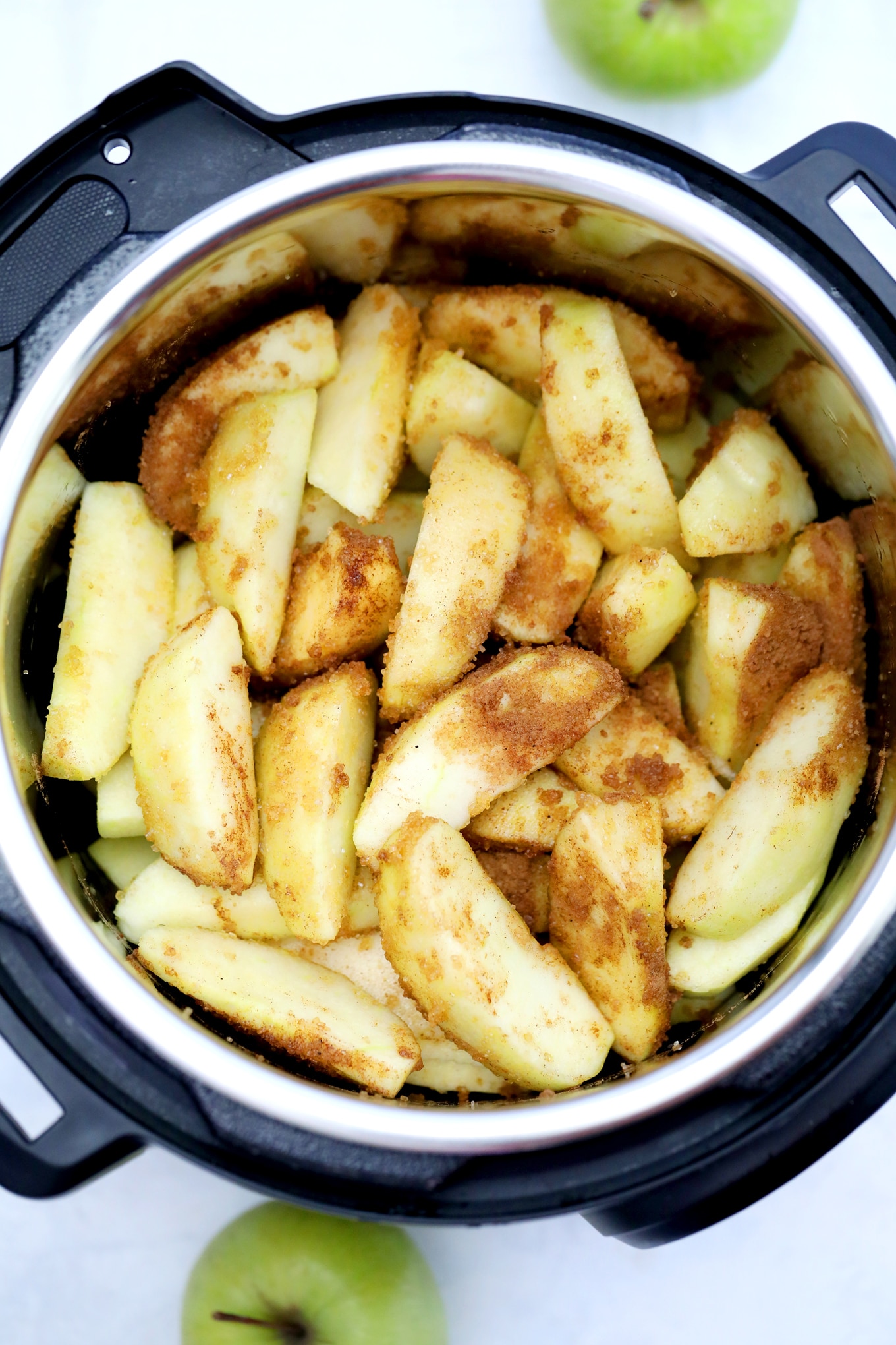 Instant Pot Cinnamon Apples [video] - Sweet and Savory Meals