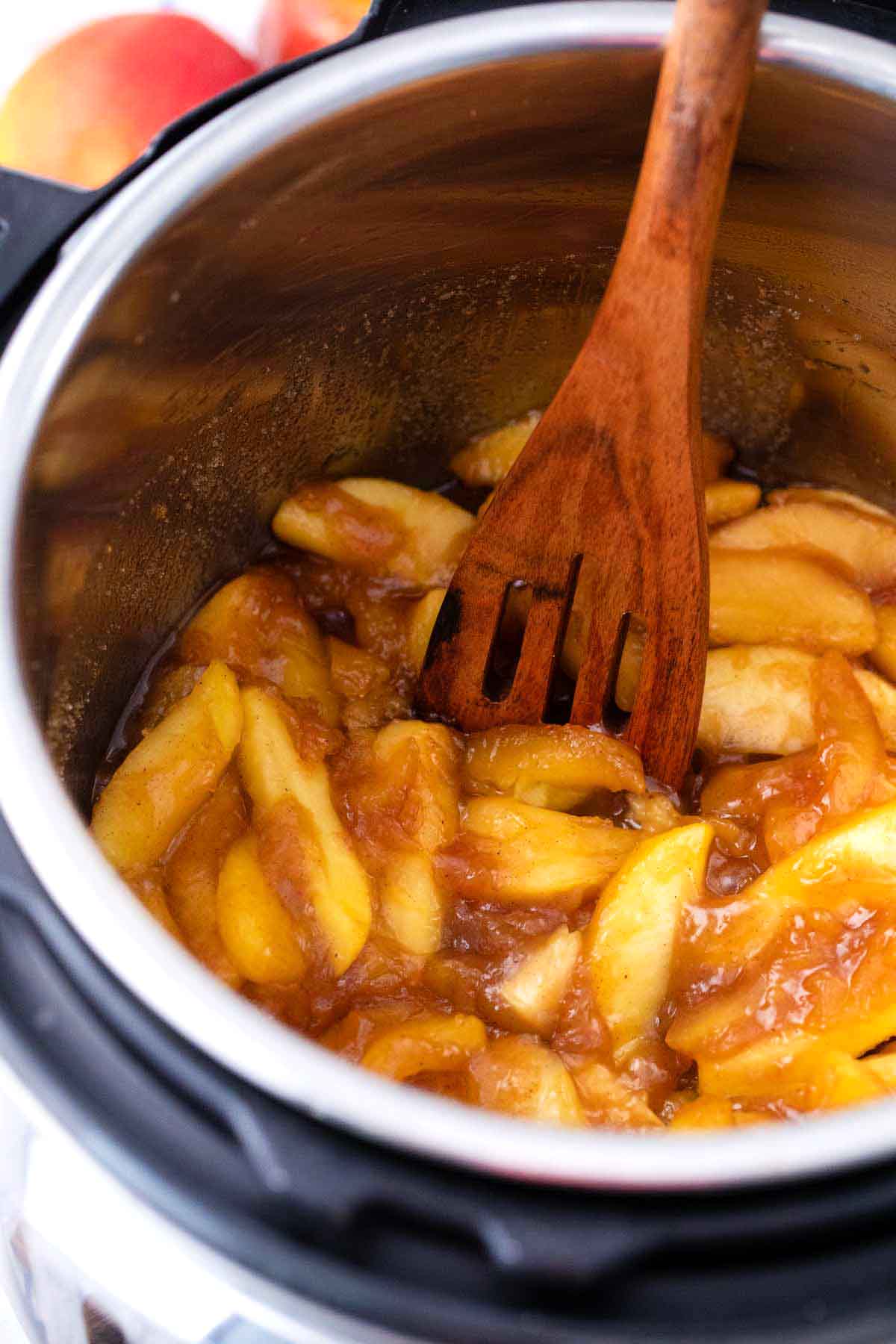 Instant Pot Cinnamon Apples - Sweet and Savory Meals