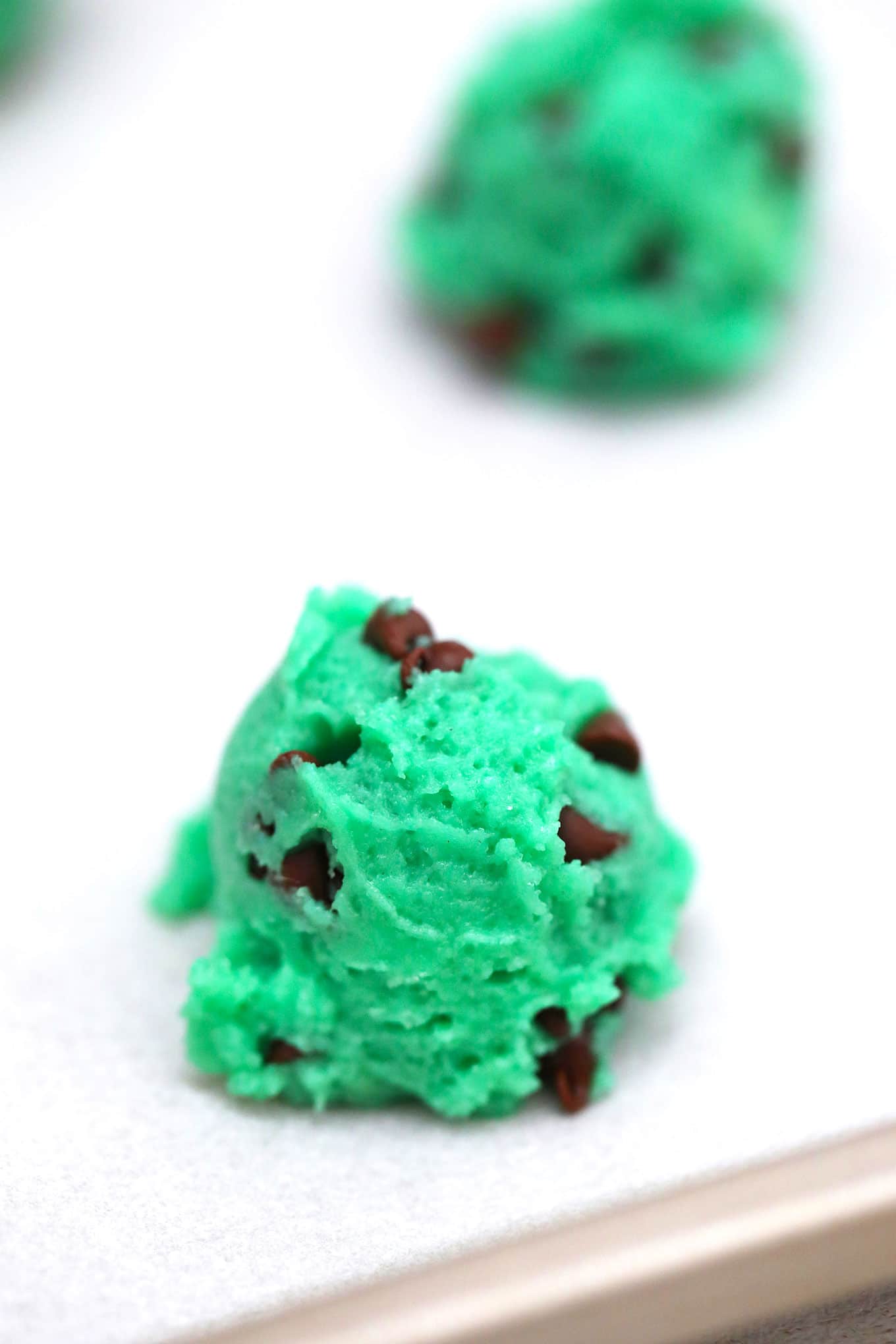 Pudding Mint Chocolate Chip Cookies [Video] - Sweet and Savory Meals