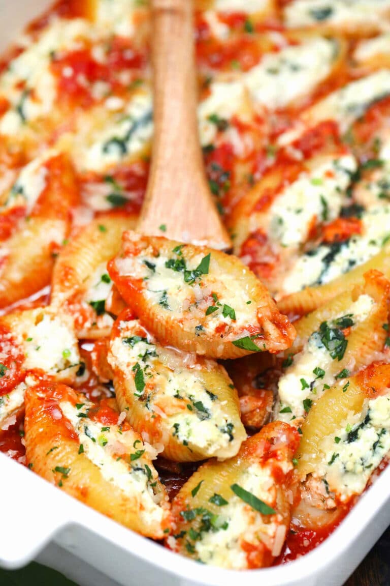 Spinach Ricotta Stuffed Shells [Video] - Sweet and Savory Meals