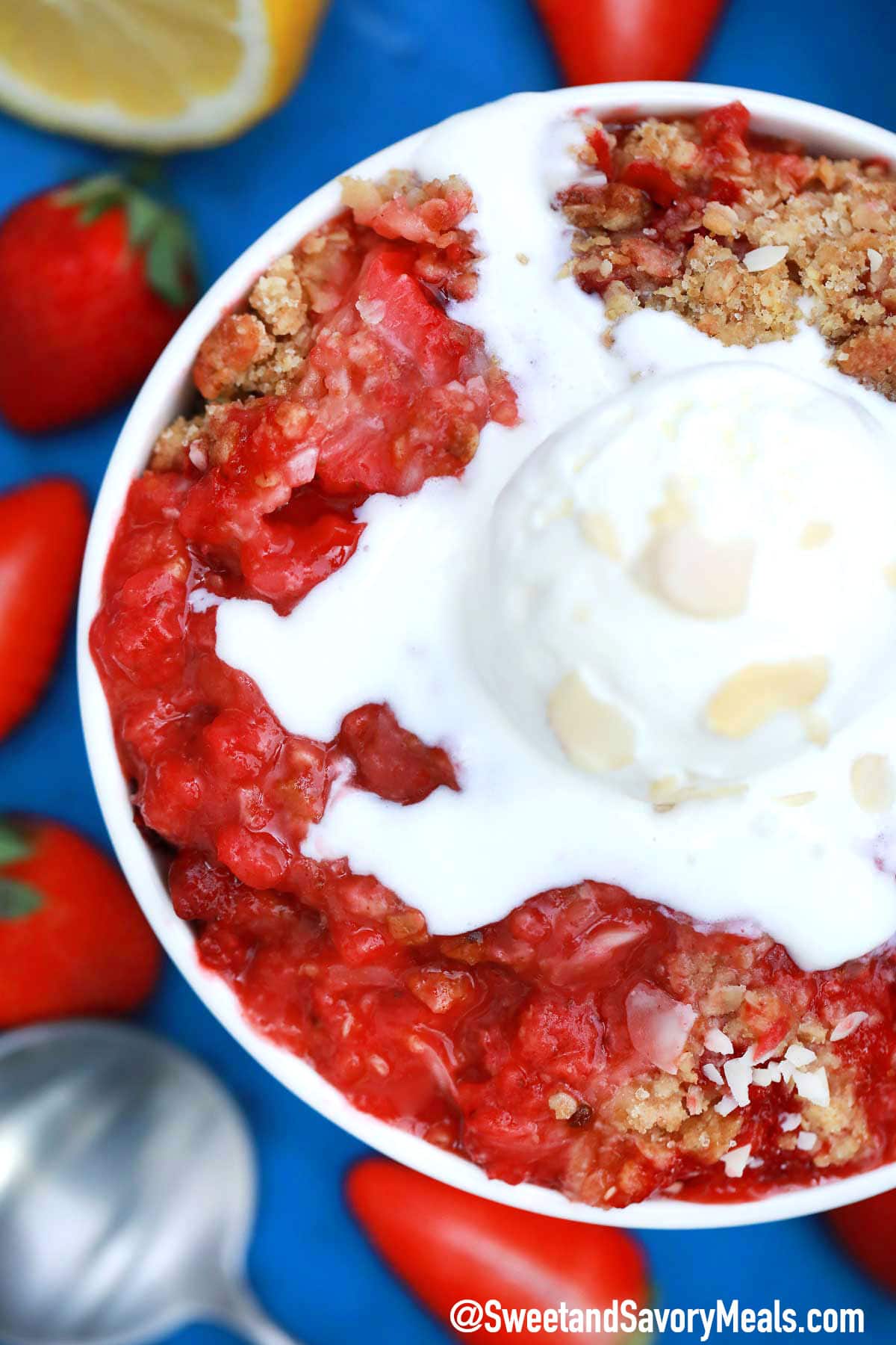 Strawberry Crisp Recipe [Video] - Sweet and Savory Meals