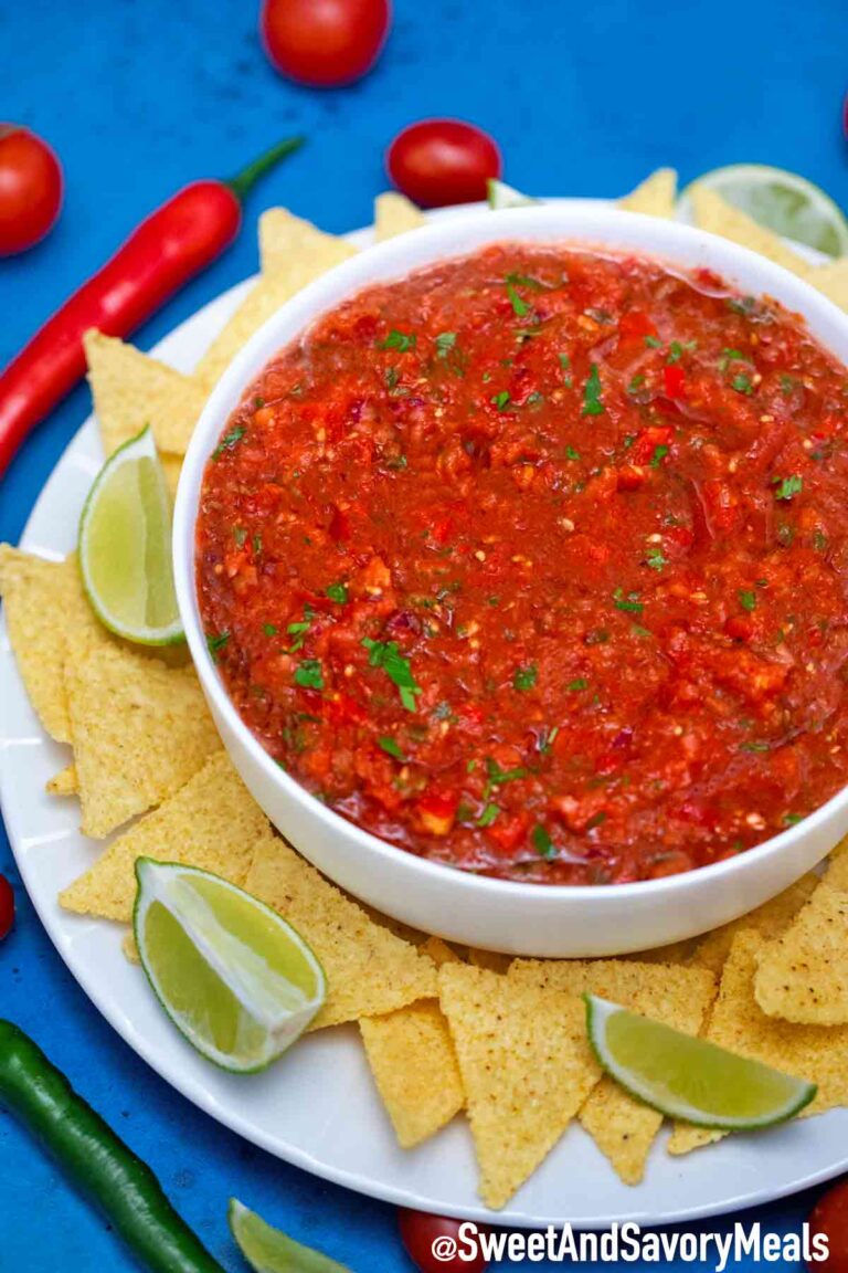 Homemade Salsa Recipe [Video] - Sweet and Savory Meals