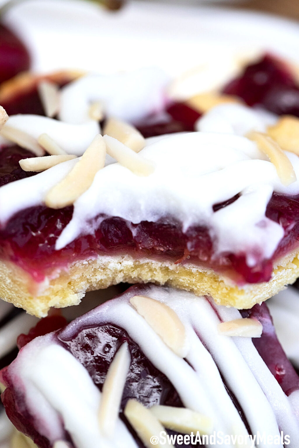 Sweet Cherry Bars Recipe [Video] - S&SM