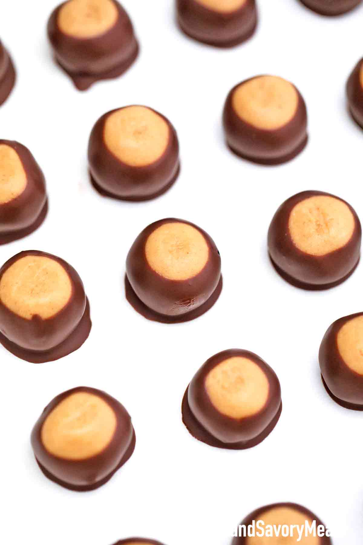 Classic Buckeye Recipe [Video] - Sweet and Savory Meals