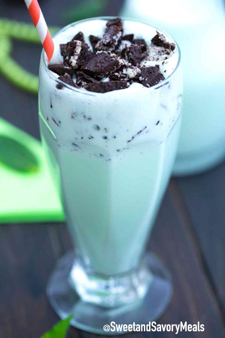 Shamrock Shake Recipe [Video] - Sweet and Savory Meals