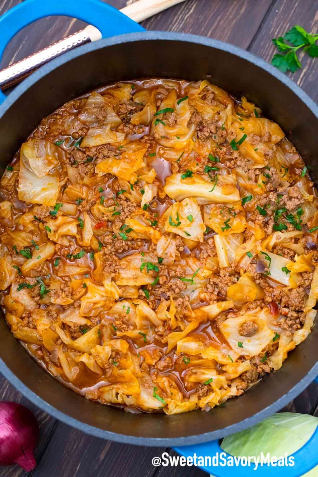 Turkish Cabbage Stew - Sweet and Savory Meals