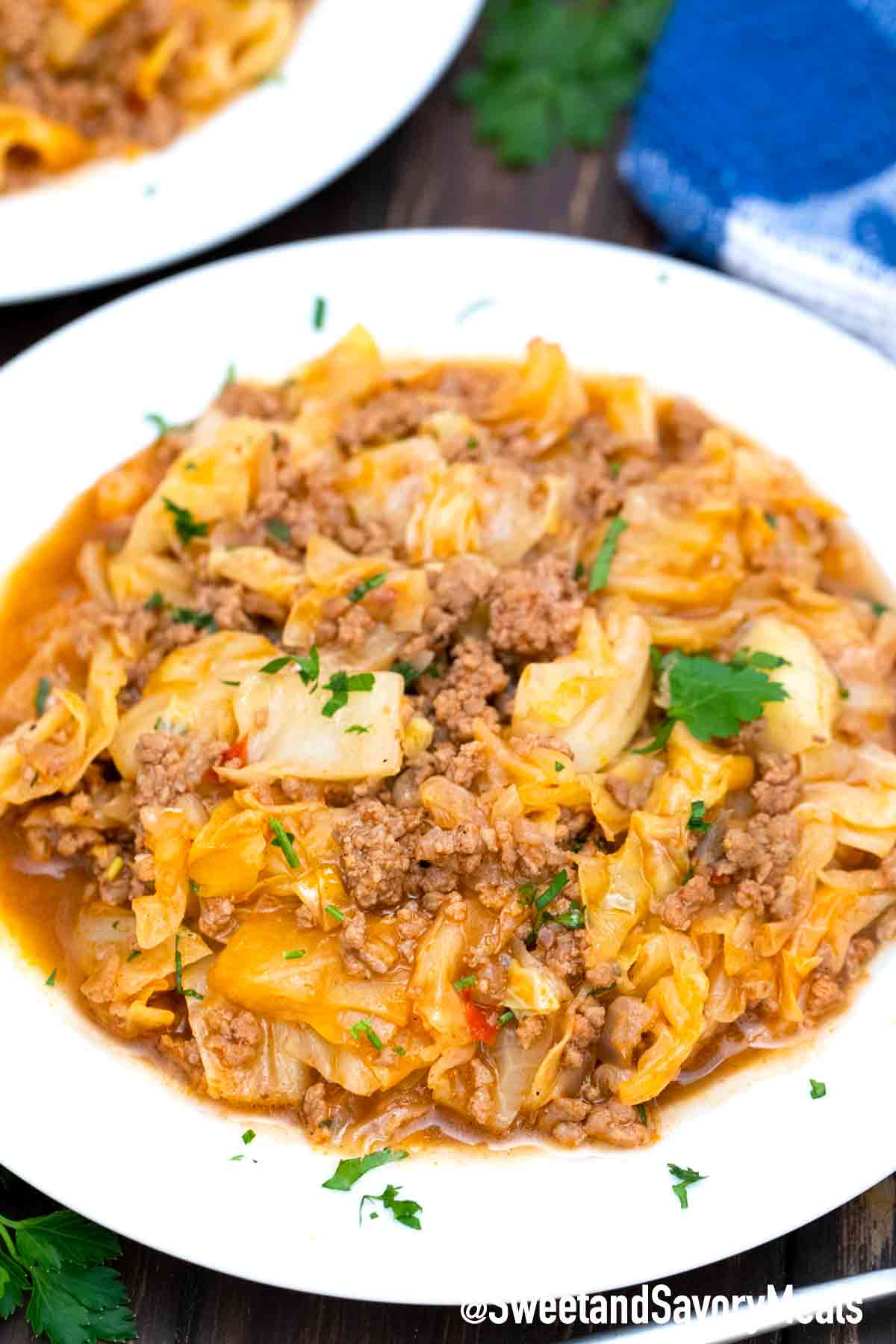 Turkish Cabbage Stew - Sweet and Savory Meals