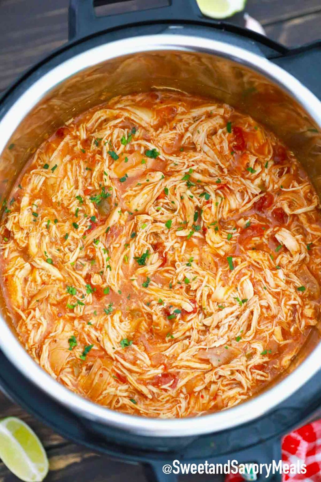 Dump and Cook Instant Pot Mexican Chicken [Video] - Sweet and Savory Meals