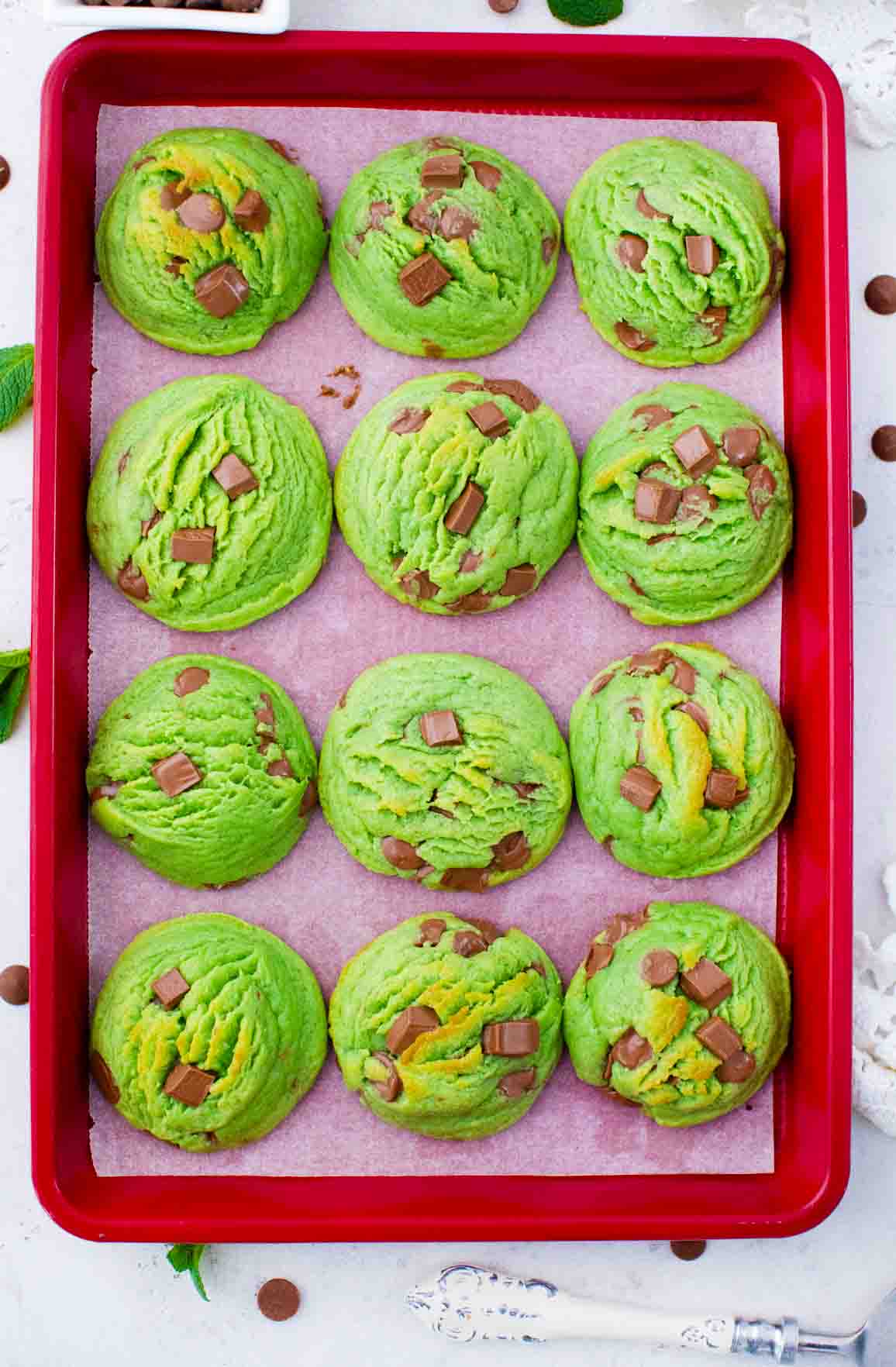 Pudding Mint Chocolate Chip Cookies - Sweet and Savory Meals
