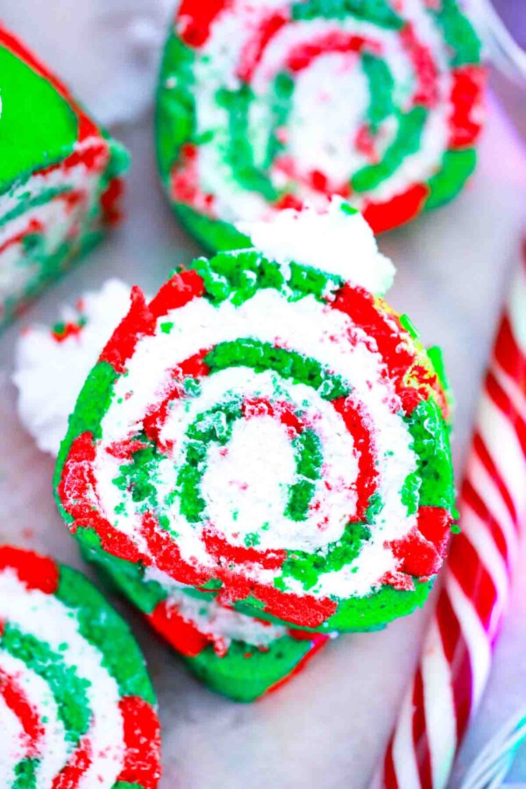 Christmas Cake Roll Recipe - Sweet and Savory Meals