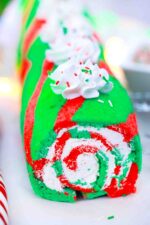 Christmas Cake Roll Recipe [Video] - Sweet and Savory Meals