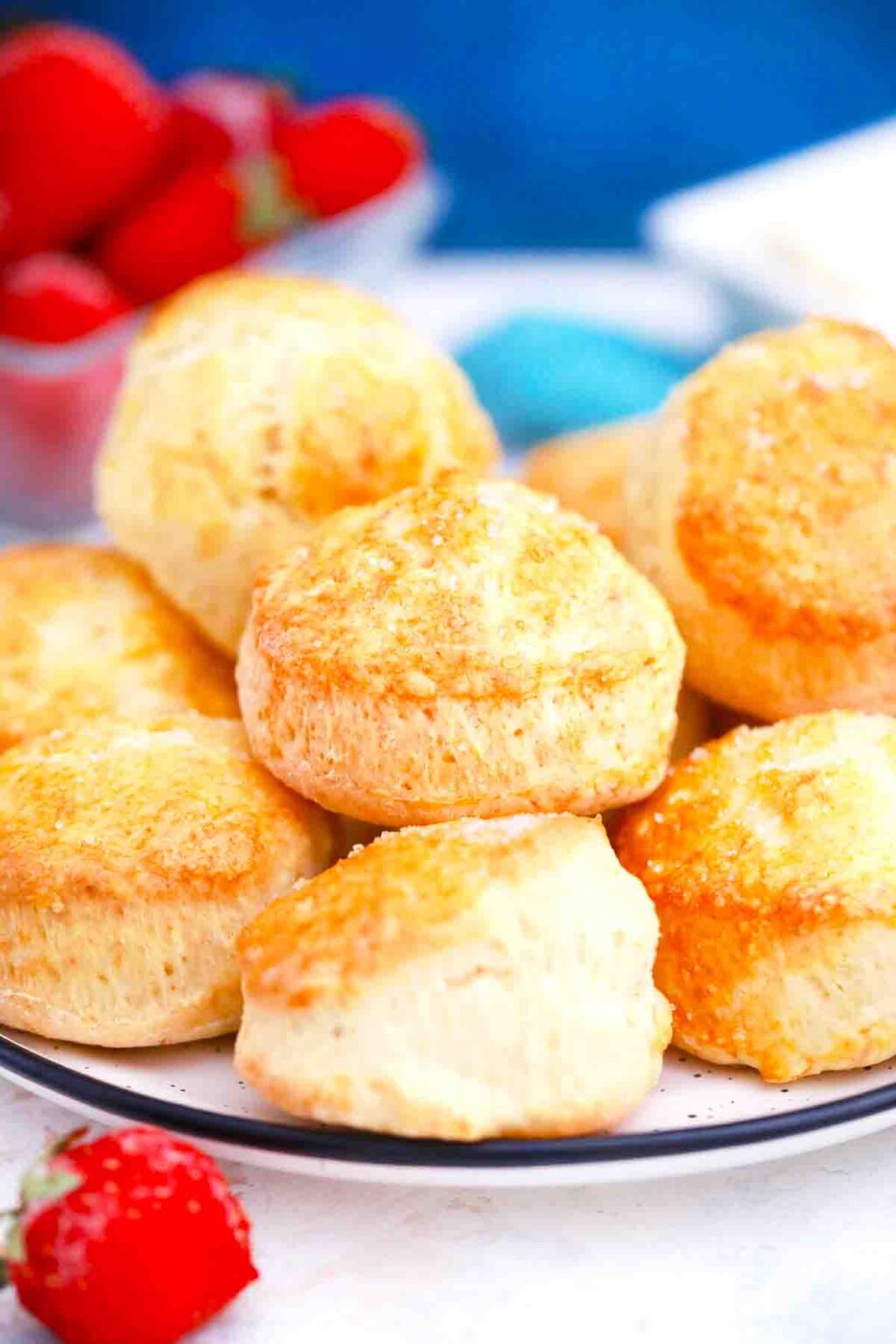 Best Buttery British Scones Recipe [Video] - S&SM