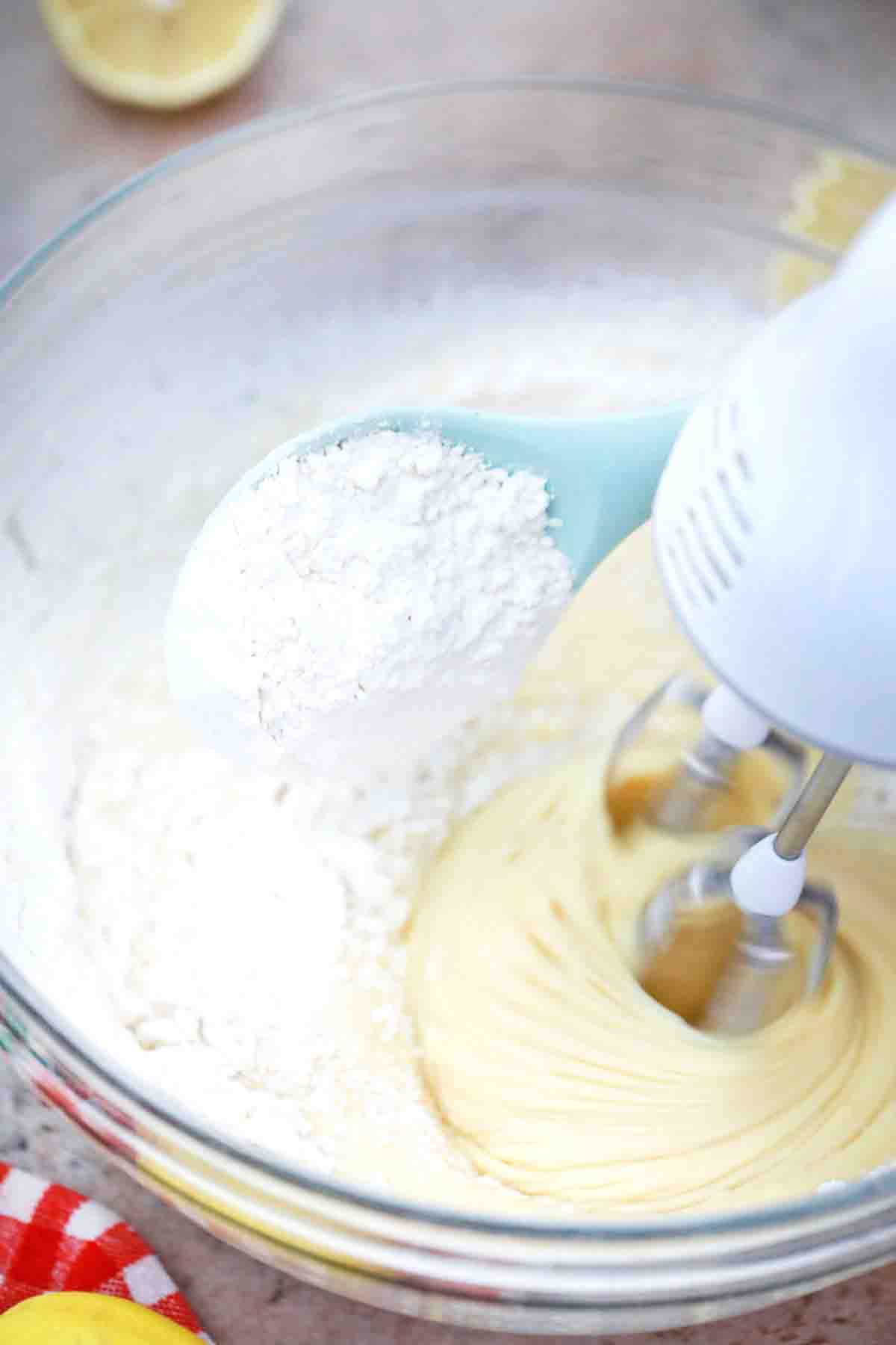 Sweet Bread Rolls Recipe [Video] - Sweet and Savory Meals