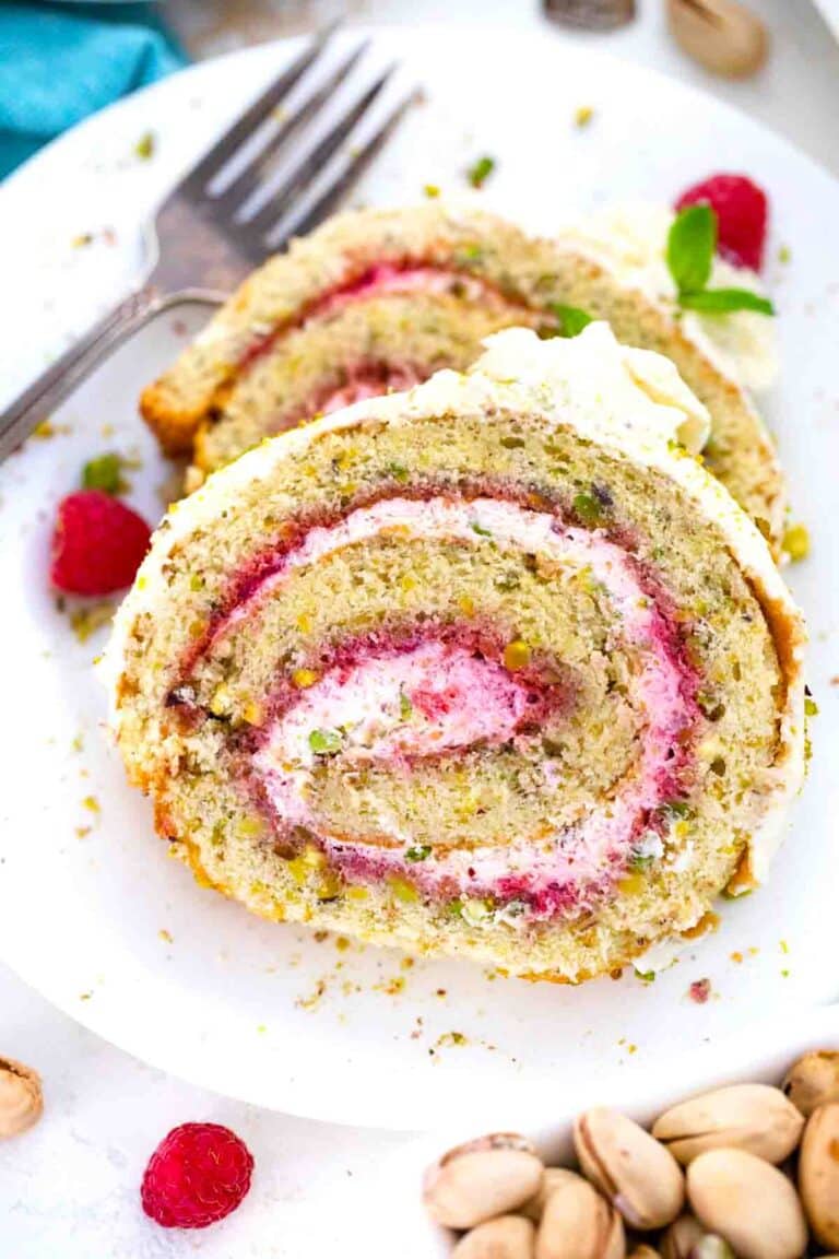 Pistachio Raspberry Swiss Roll Recipe - Sweet and Savory Meals