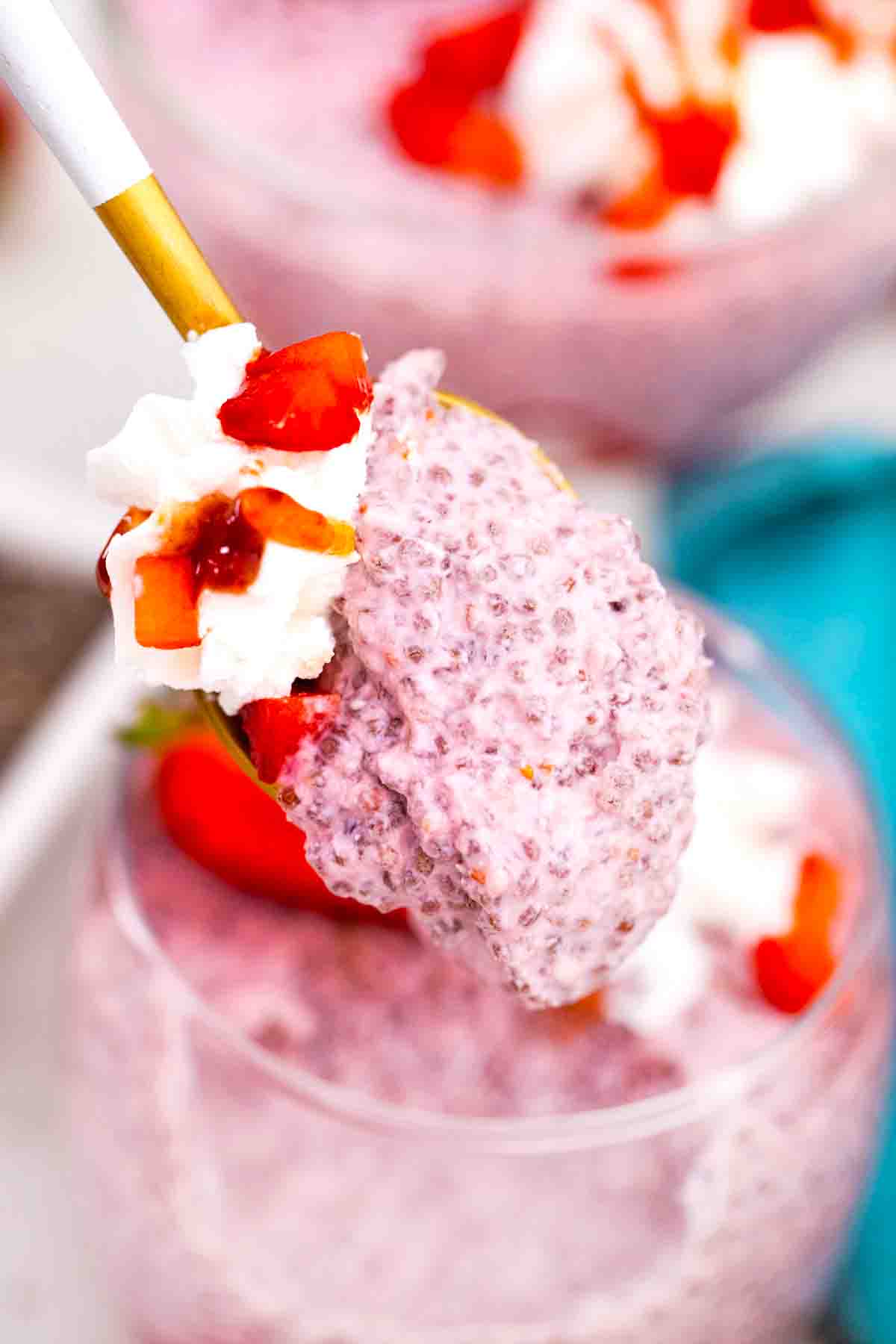 Strawberry Chia Pudding - Sweet and Savory Meals