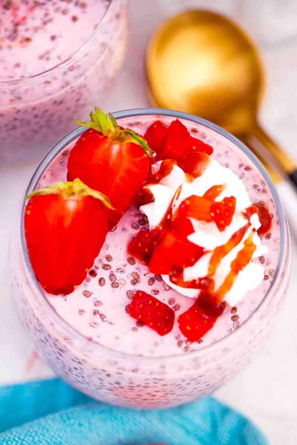 CREAMIEST Strawberry Chia Pudding Recipe - Sweet and Savory Meals