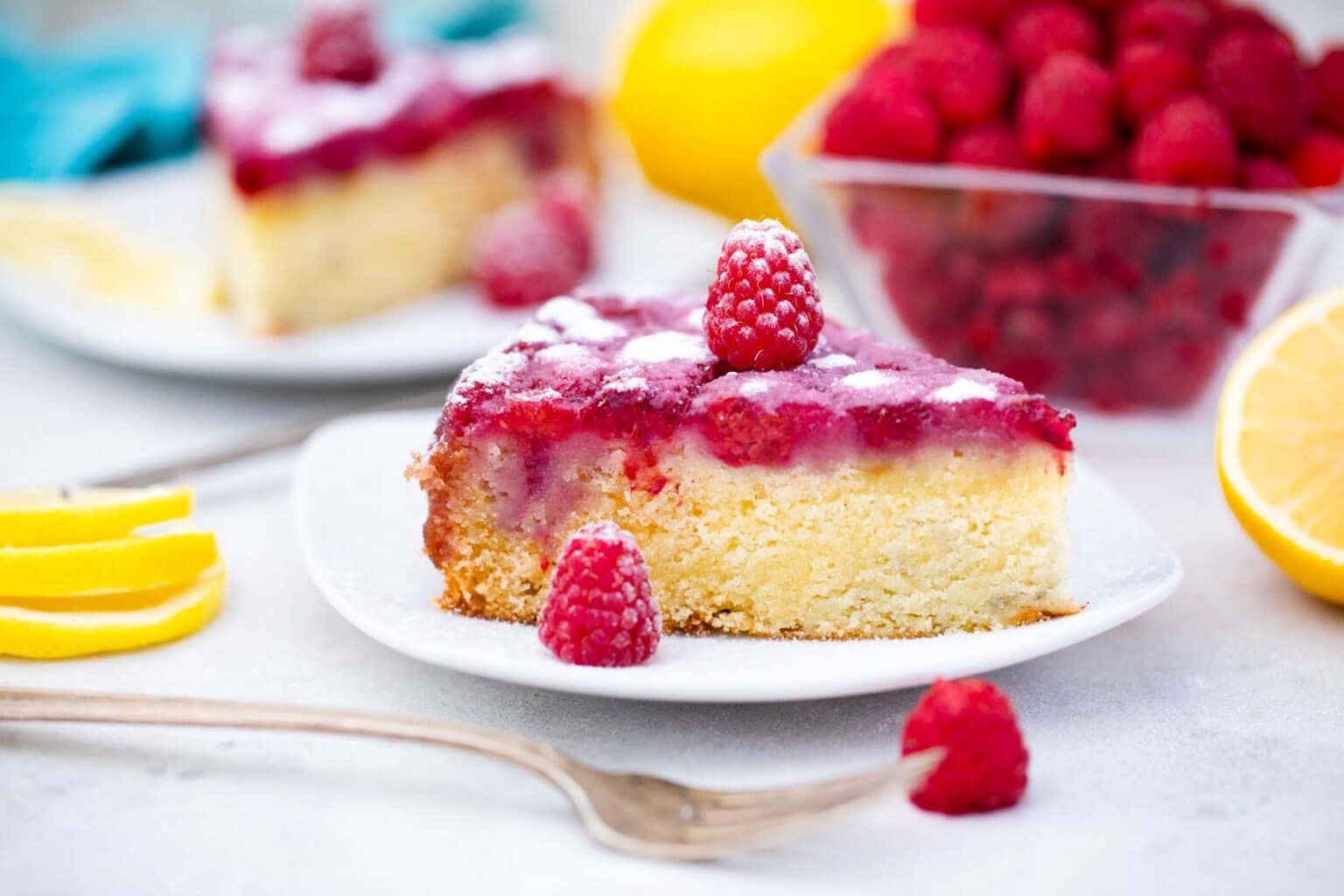 Raspberry Upside Down Cake Recipe - Sweet and Savory Meals