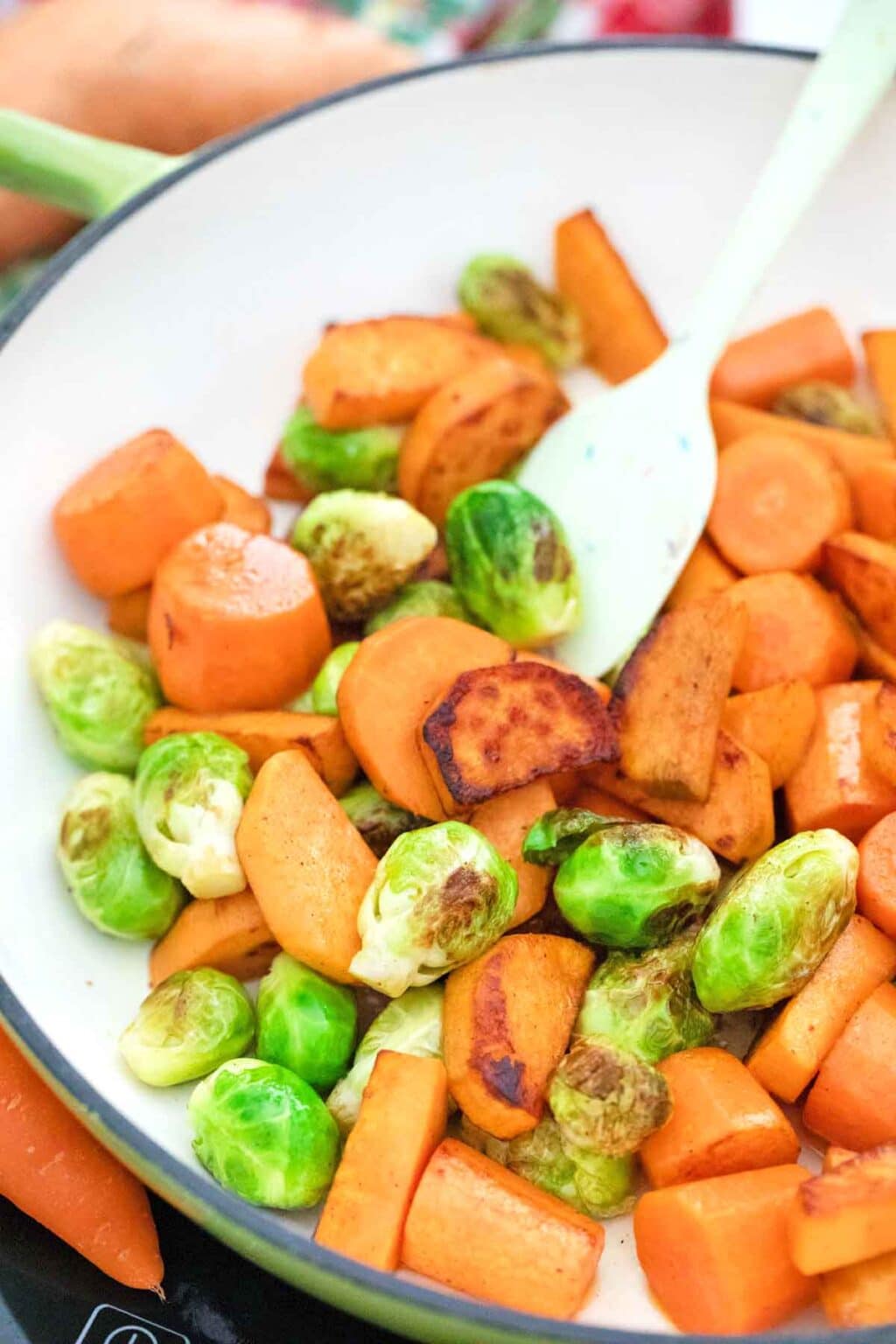 One Pot Roasted Chicken Recipe - S&SM