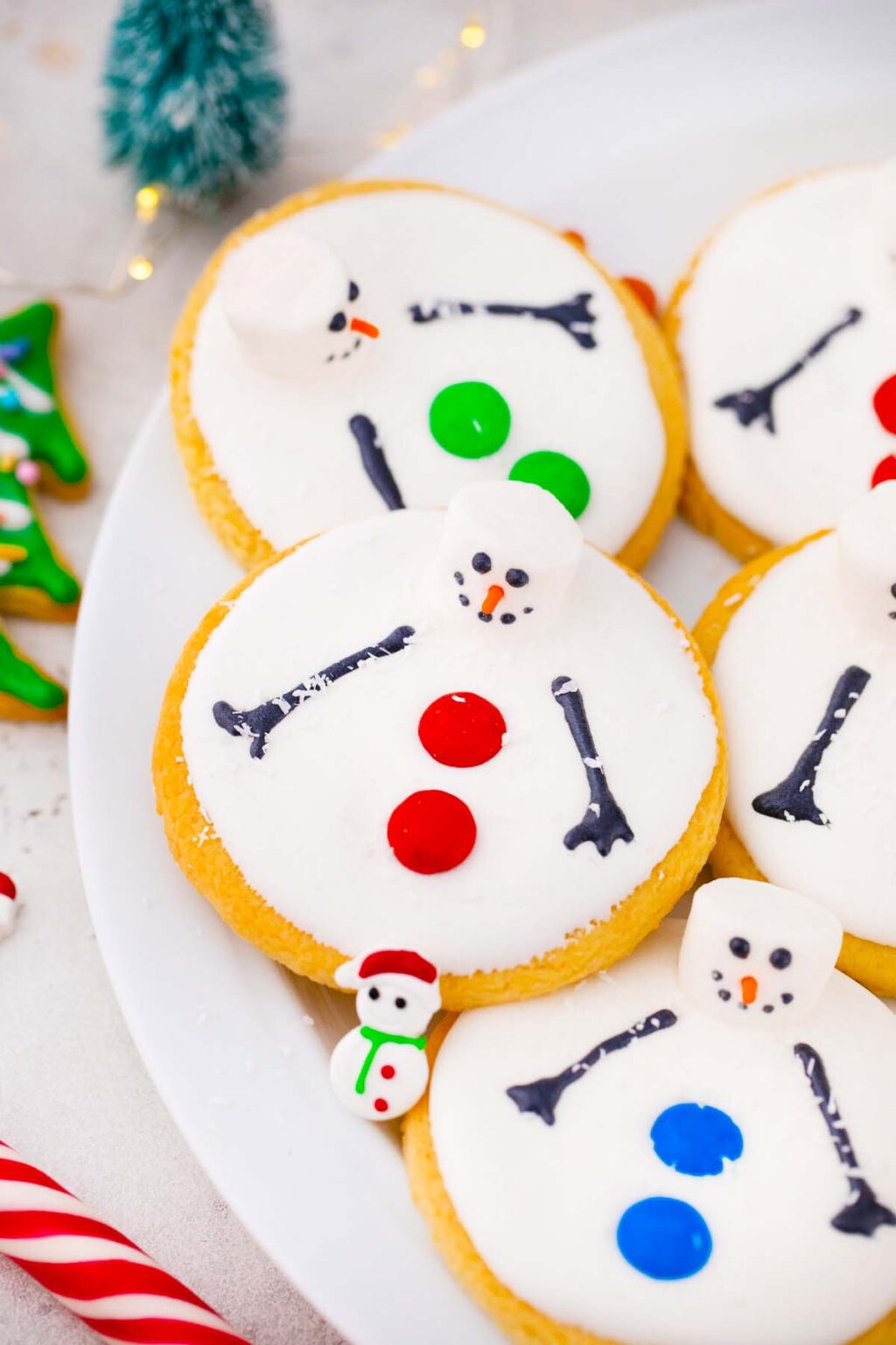 Melted Snowman Cookies Recipe - Sweet and Savory Meals