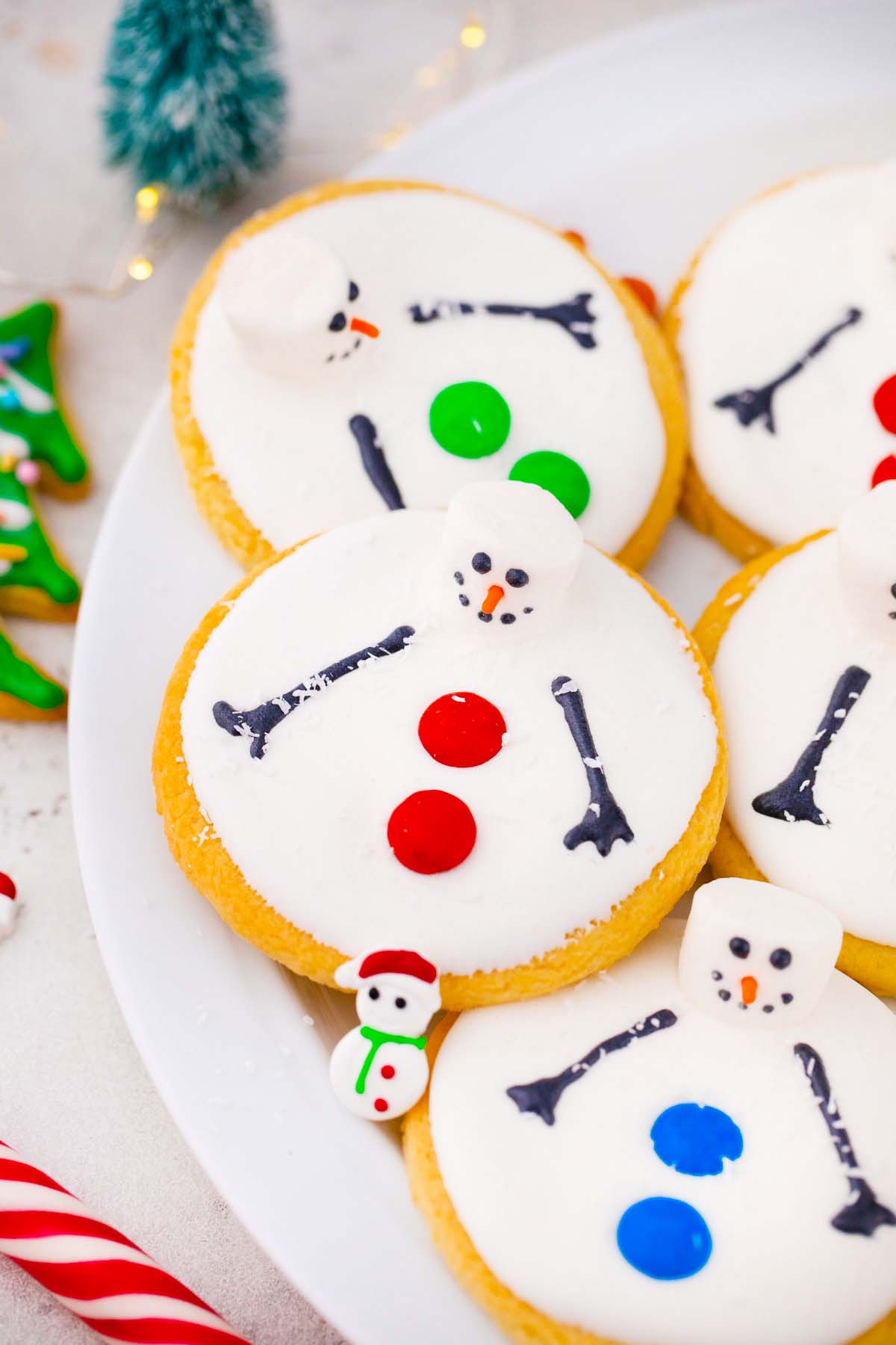 Melted Snowman Cookies Recipe - Sweet and Savory Meals