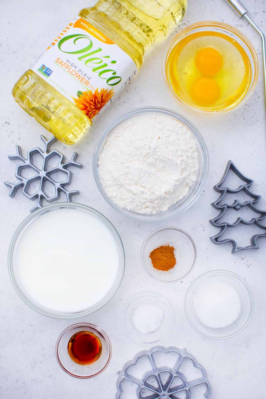 Rosette Cookies Recipe (30-Minute Treat!) - Sweet and Savory Meals